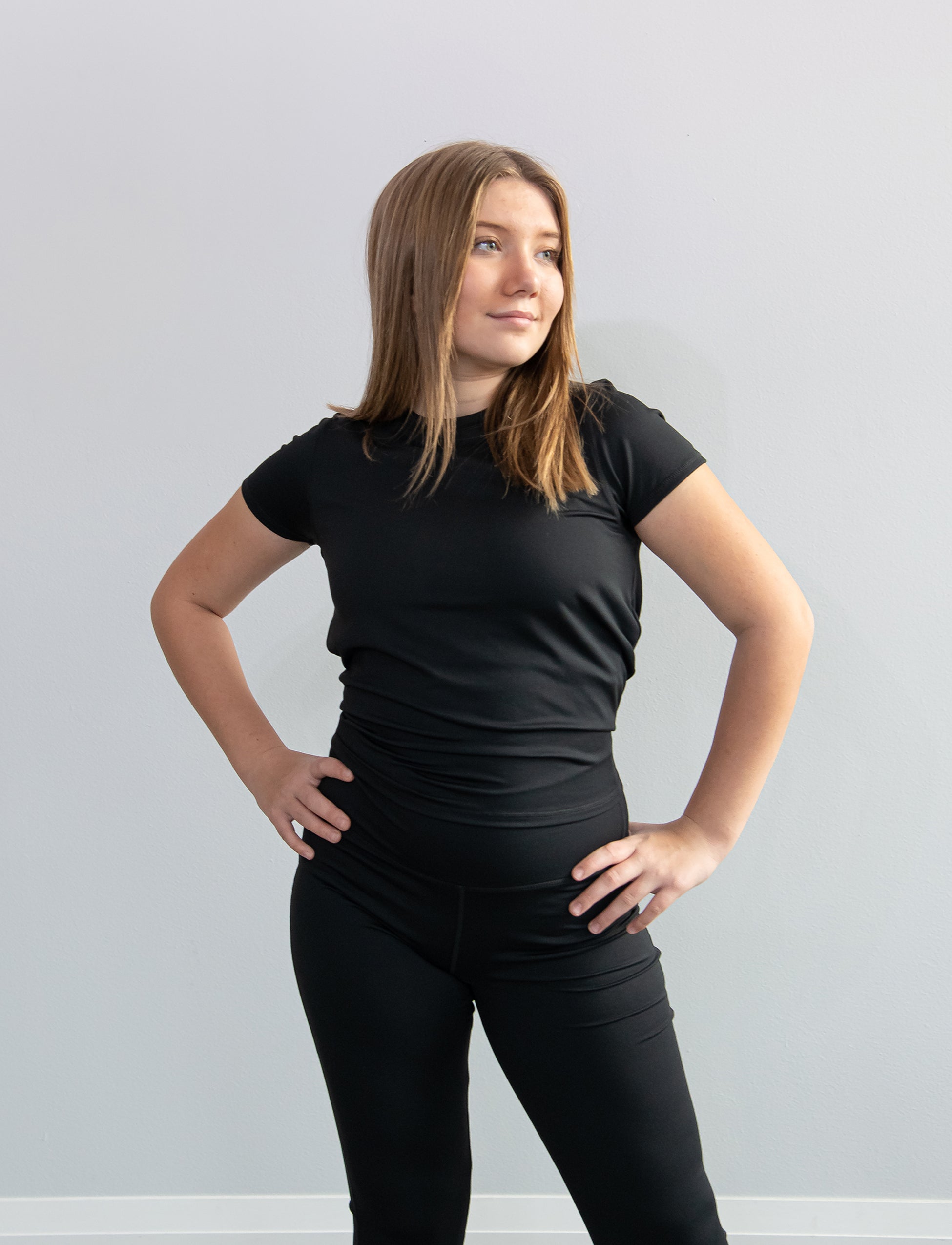 GIRLS SPLIT BACK T-SHIRT – Jill Yoga